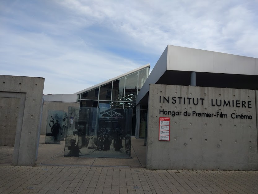 Labour and Cinema: Workers Leaving the Factory | The Seventh Art